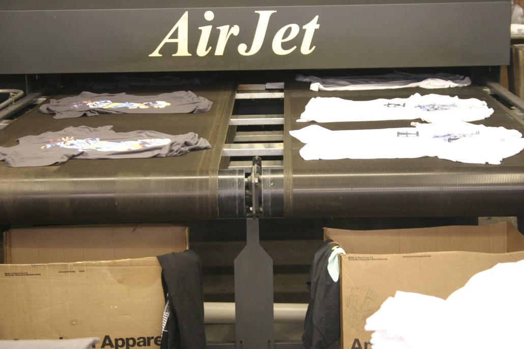 [Infographic] One Color All Over Print Layering Technique